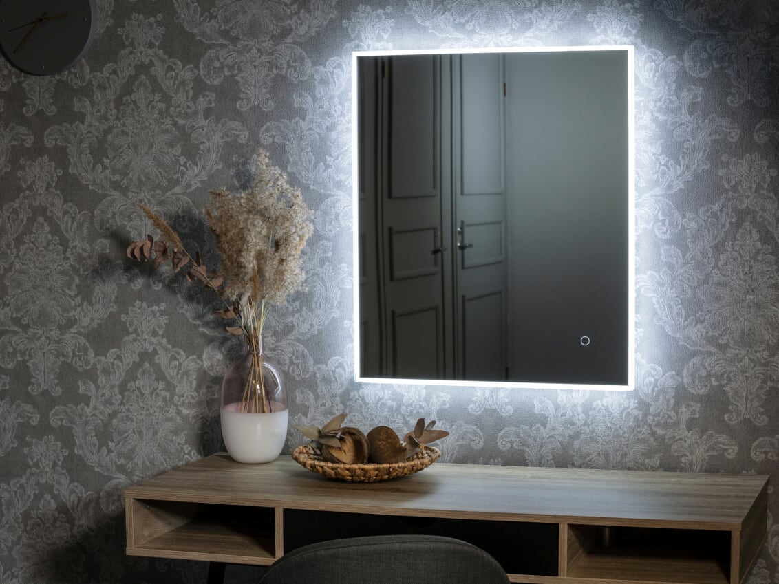 Avonia valopeili IP44— Sisustetalo